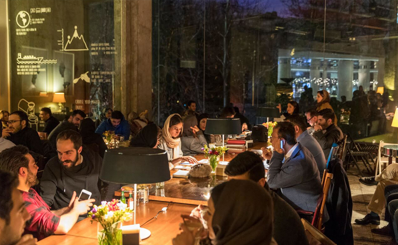 بهترین کافه های تهران با لیست های کامل و کاربردی کافه‌گردی | جاباما