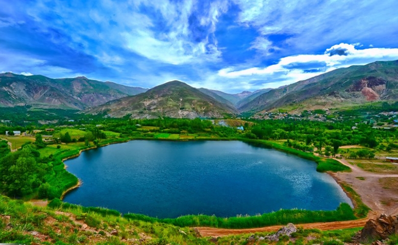 طبیعت گردی در ایران ، از جنگل و آبشار تا کویر و جزیره جاباما